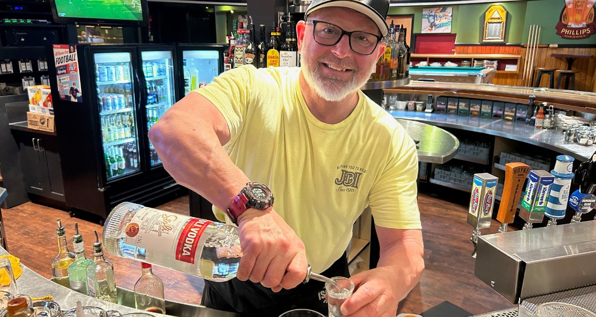 Historic James Bay Inn still thriving - Monday Mag