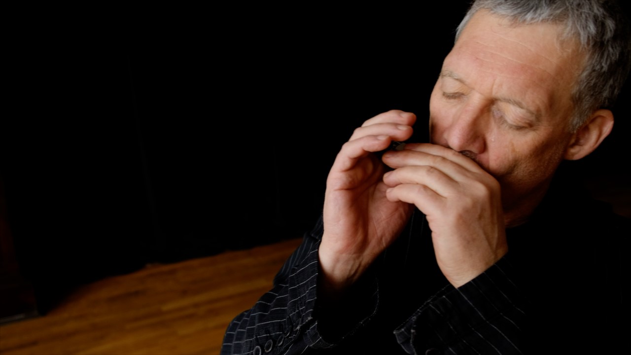Junkie goes solo: Jeff Bird draws on an ancient melody for Victoria ...