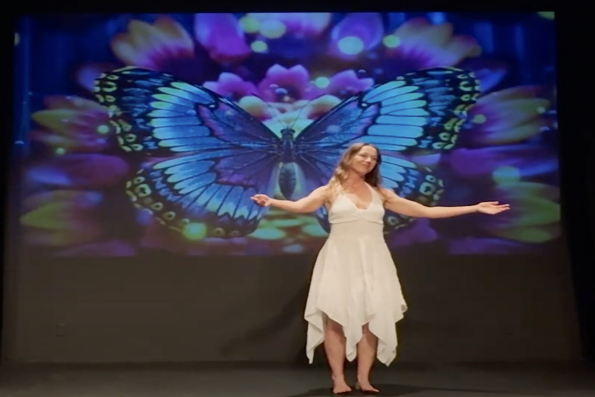 One-woman show returns to Victoria following spring debut - Monday Mag